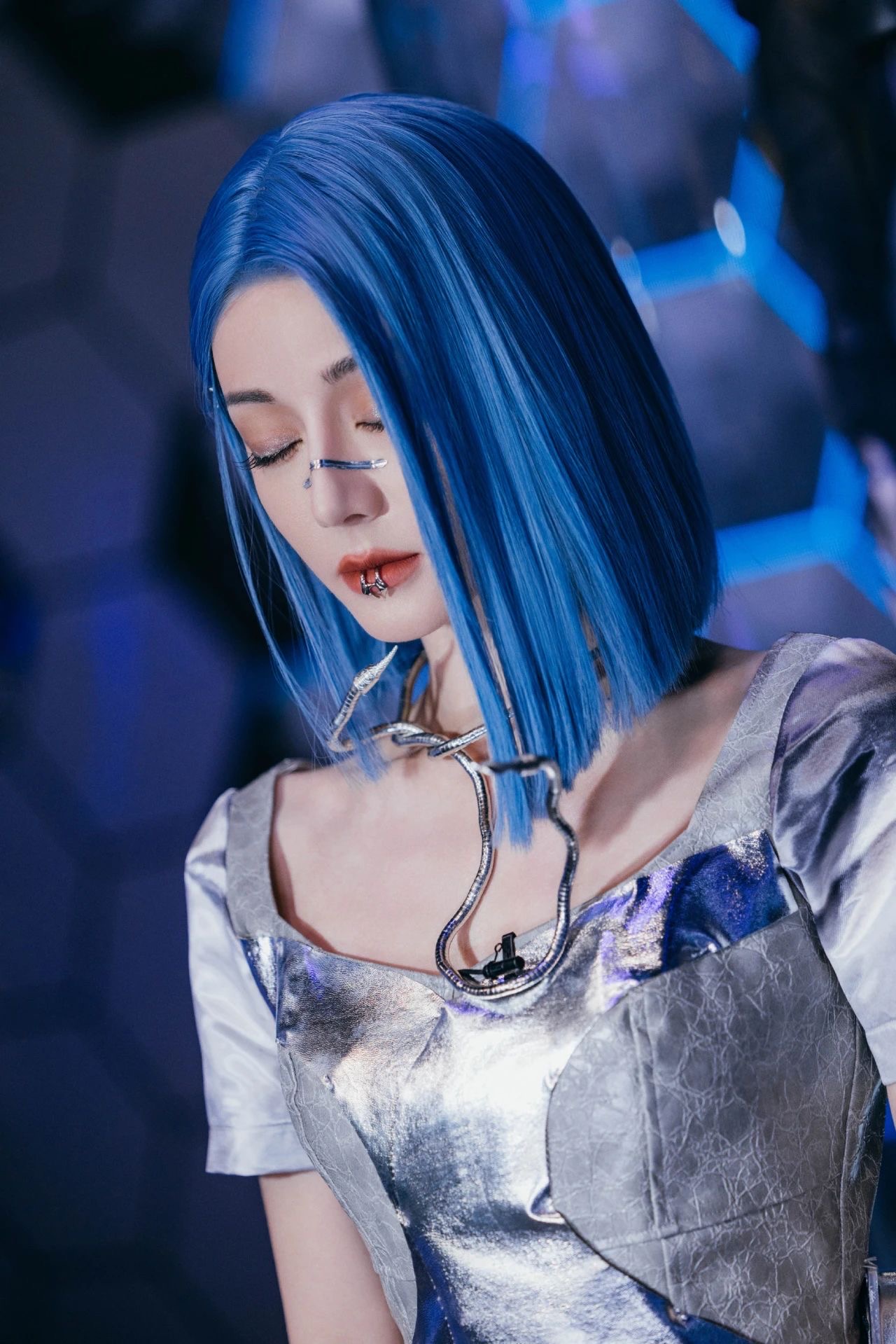 What is Y3K? And what Are the Key Elements of Y3K Fashion? - Glory Post